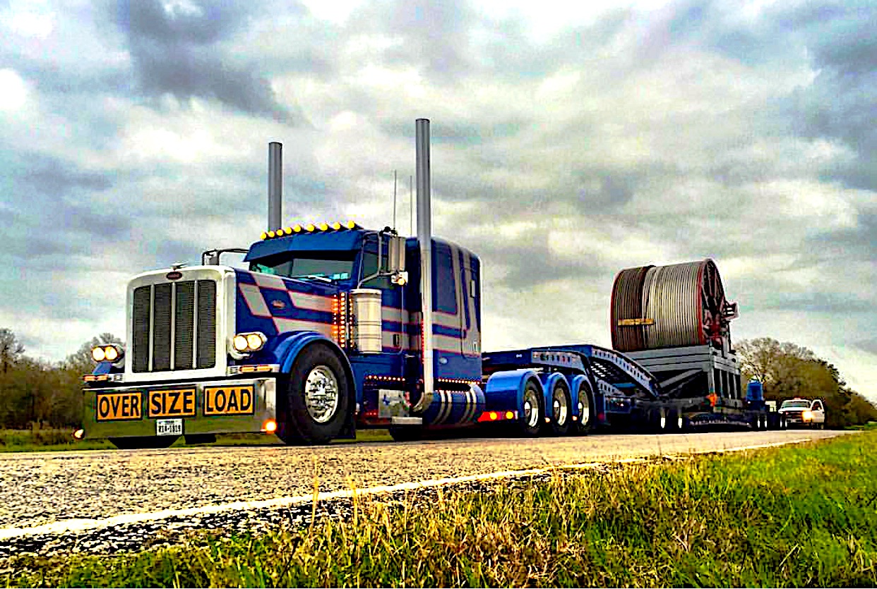 Energy & Utility Heavy Hauling Services - Equipment Express Inc.